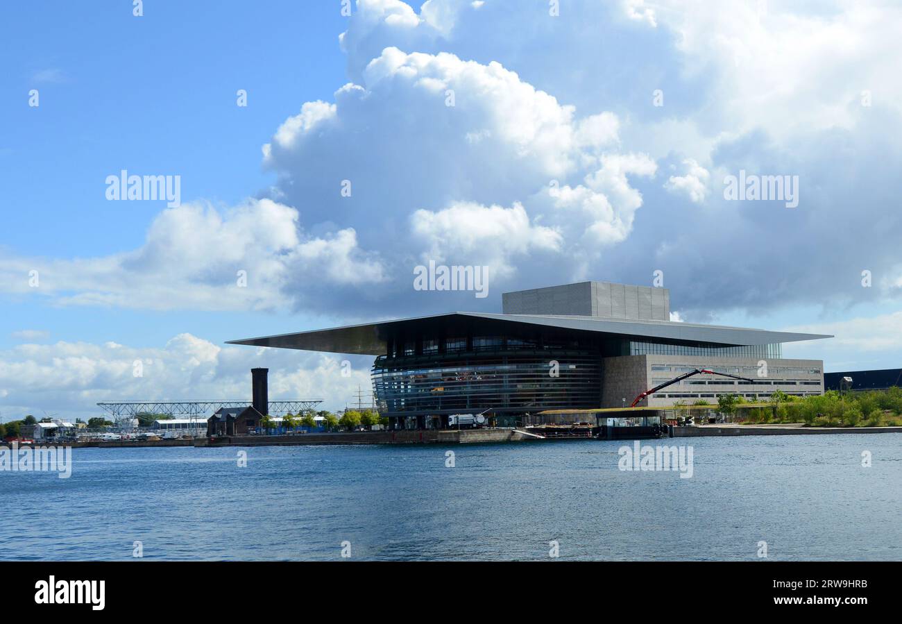 The ultra modern Copenhagen Opera House viewd from the inner harbour ...