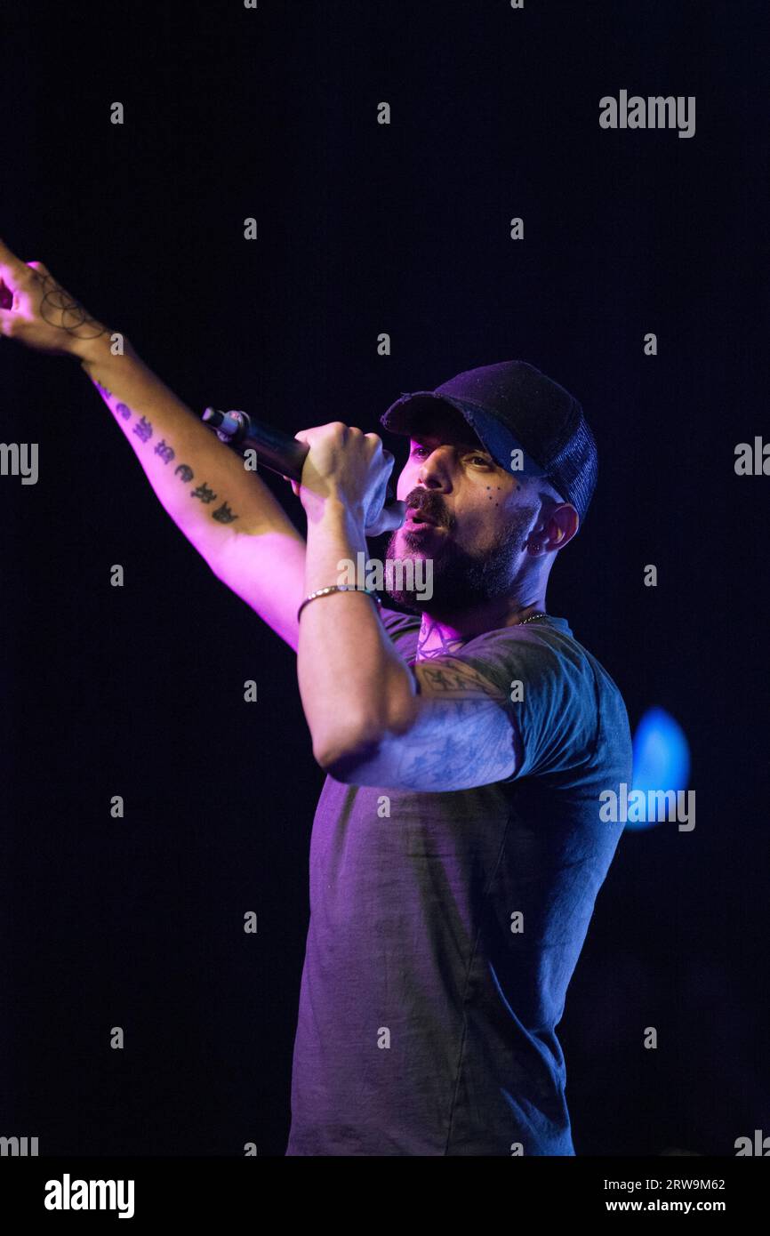 Boy band five with simon cowell hi-res stock photography and images - Alamy