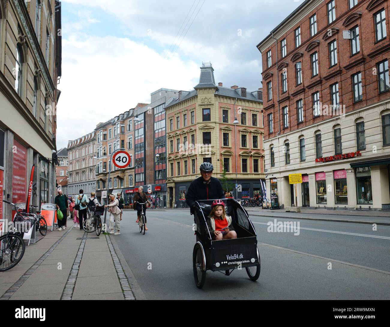 Daily scene on the vibrant Nørrebrogade in Copenhagen, Denmark Stock ...