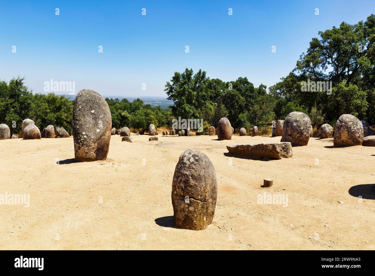 Almendres Cromlech, Stone Age stone circle, megalithic site, Nossa ...