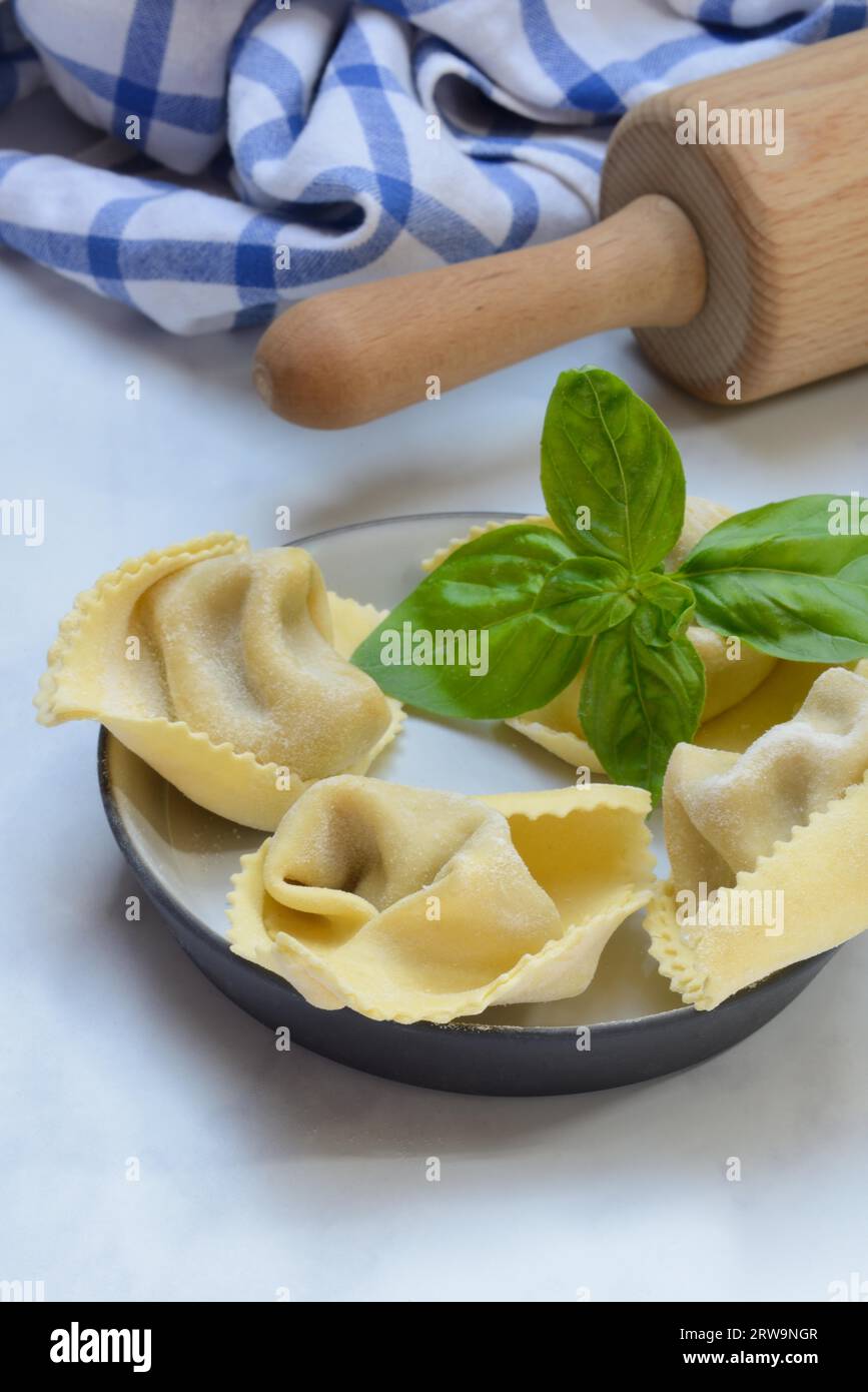 Tortelloni hi-res stock photography and images - Alamy