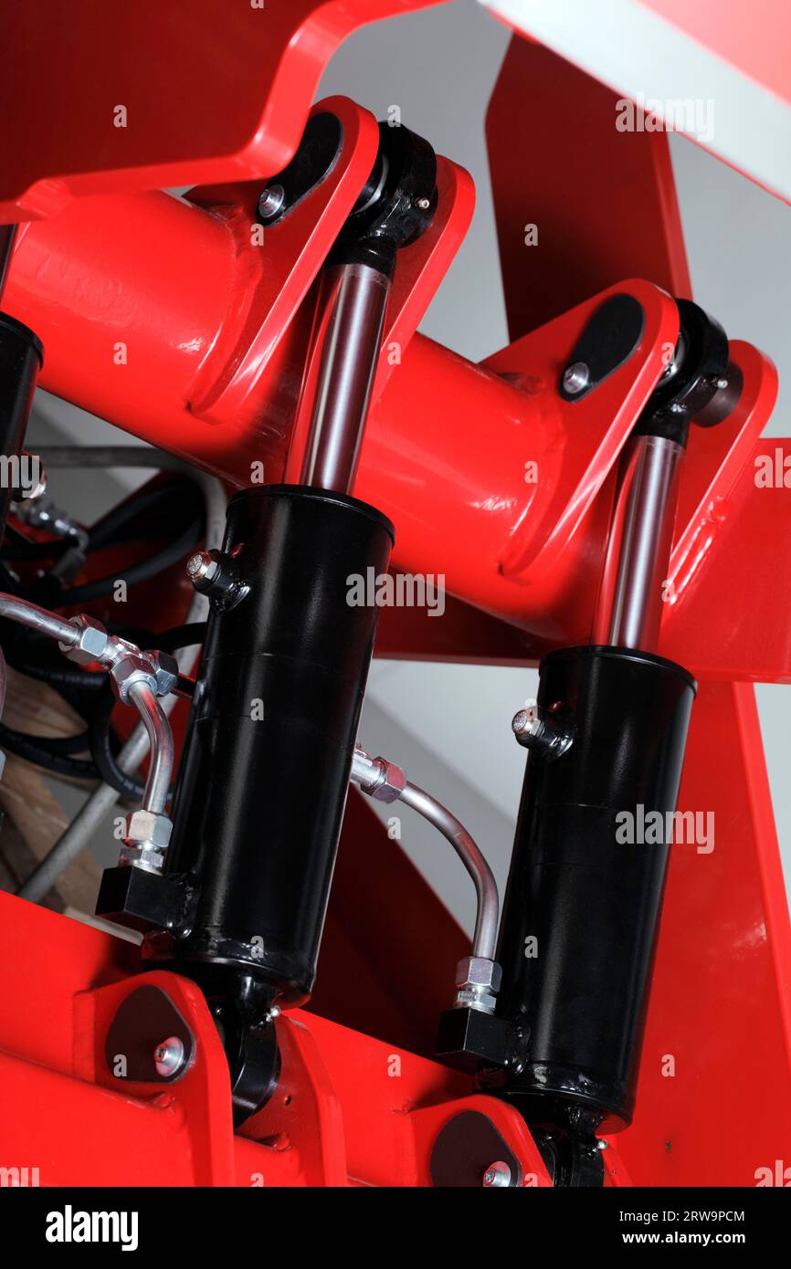 Hydraulic piston hi-res stock photography and images - Alamy