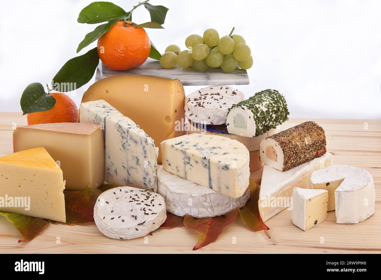Dutch cheese platter hi-res stock photography and images - Alamy