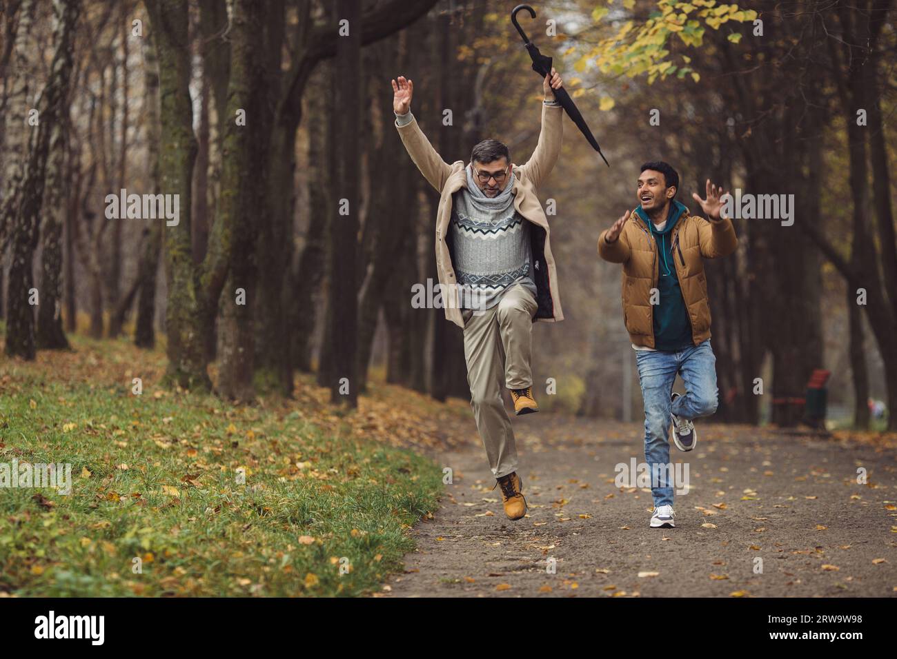 Adult friends different ages outdoors hi-res stock photography and ...