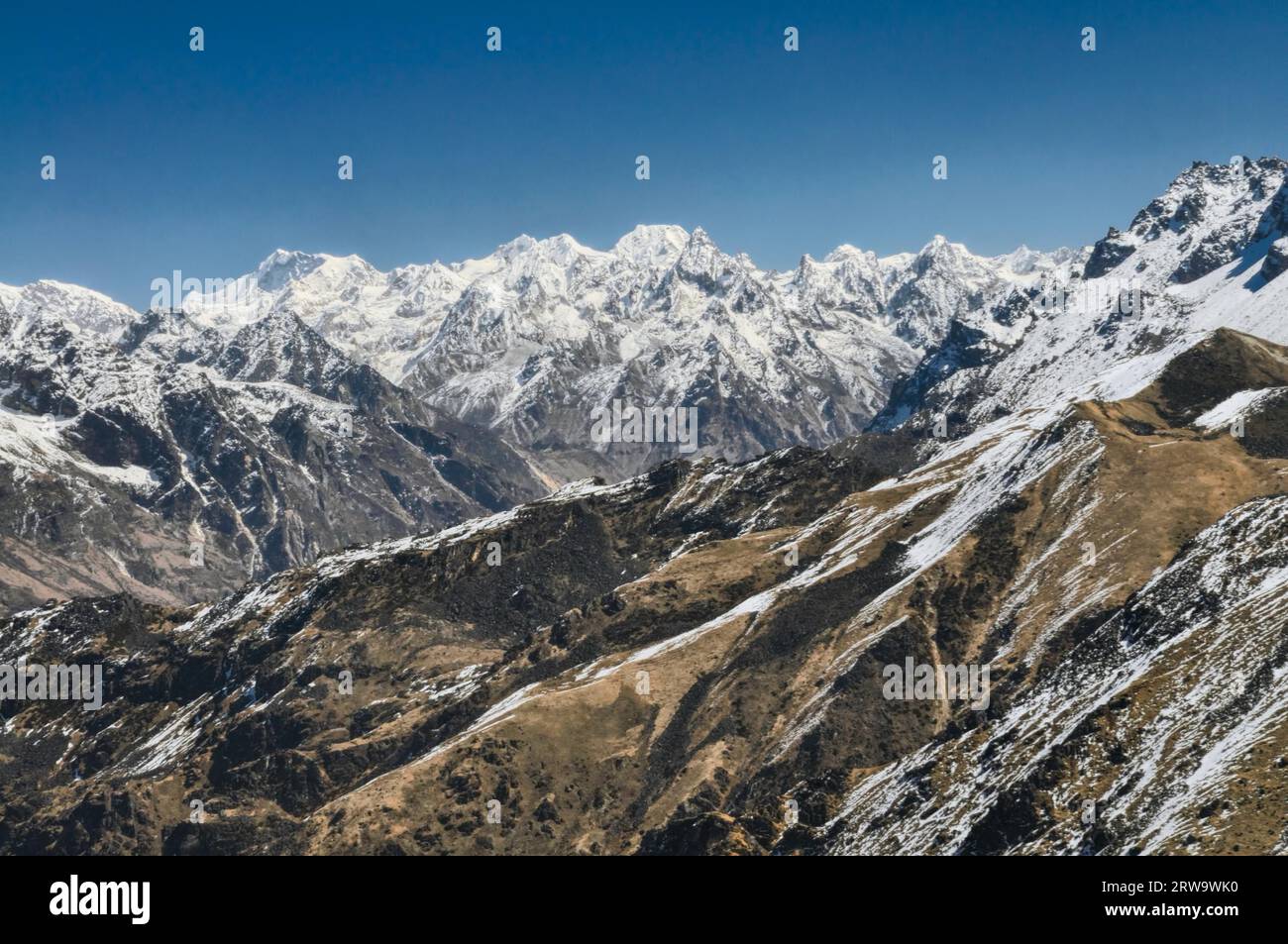 Mountains sloping down hi-res stock photography and images - Alamy