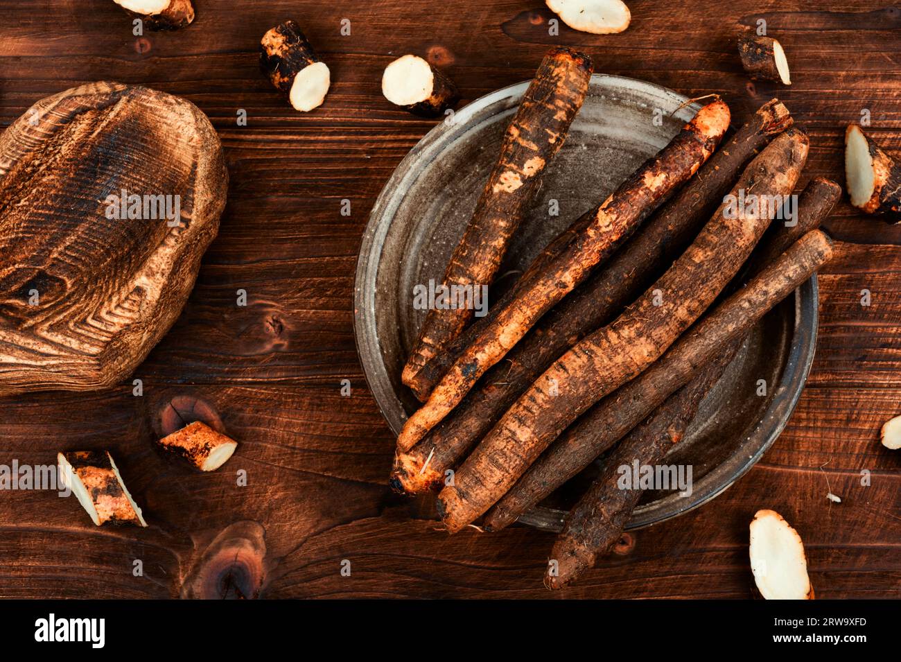 Salsify roots on a board hi-res stock photography and images - Alamy