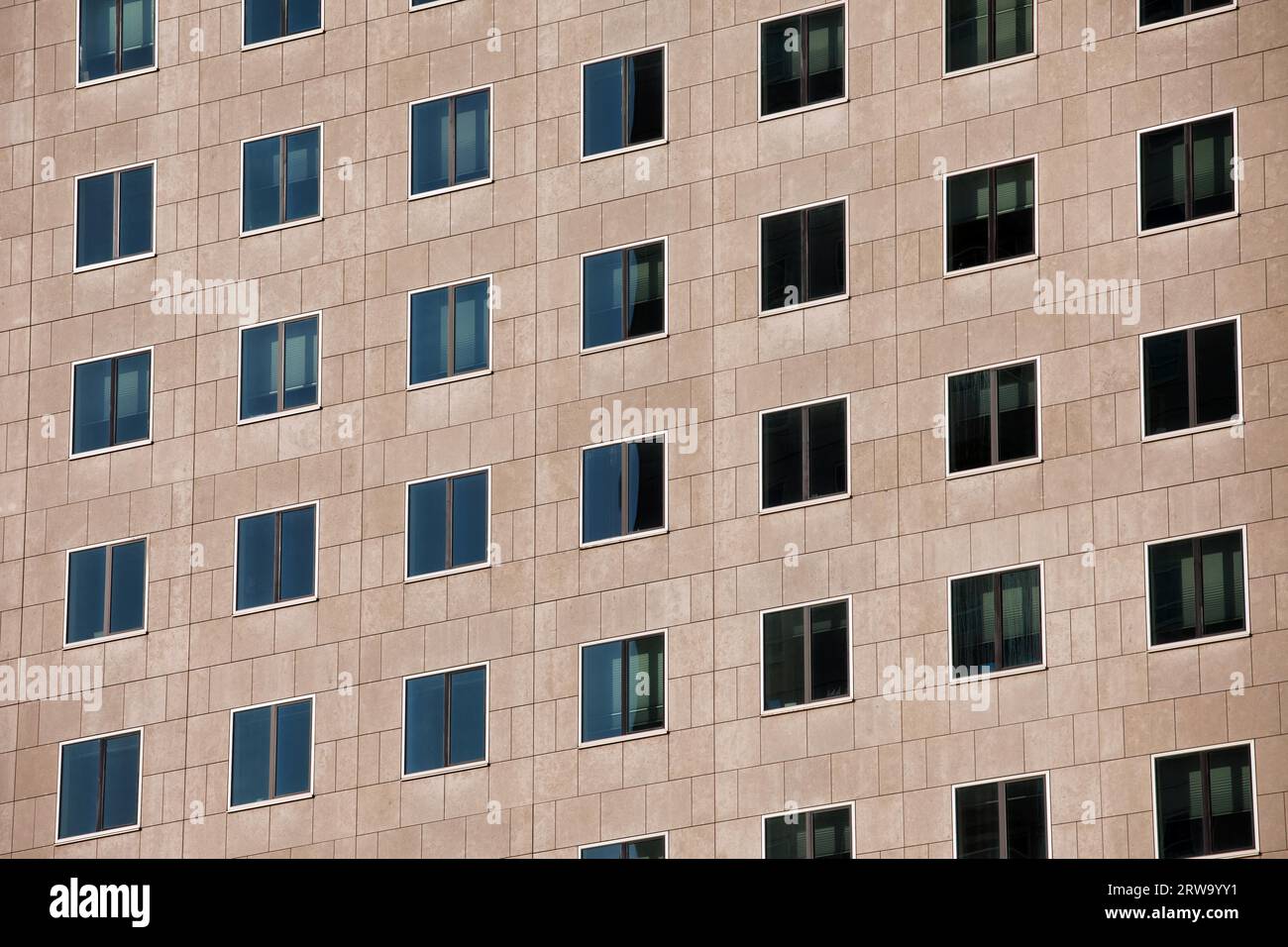 Closeup on a modern office skyscraper building facade Stock Photo - Alamy