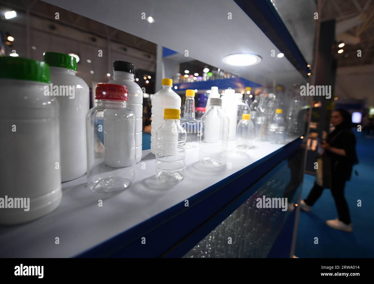 Domestic equipment exhibition hi-res stock photography and images - Alamy