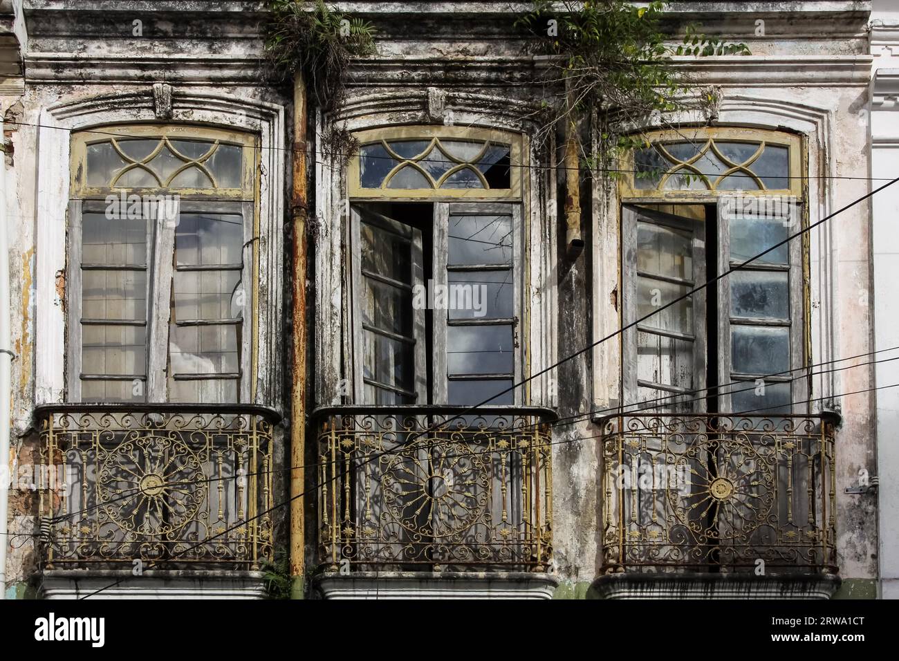 Windows in a ruined house facade in Cachoeira, a colonial city in Bahia ...