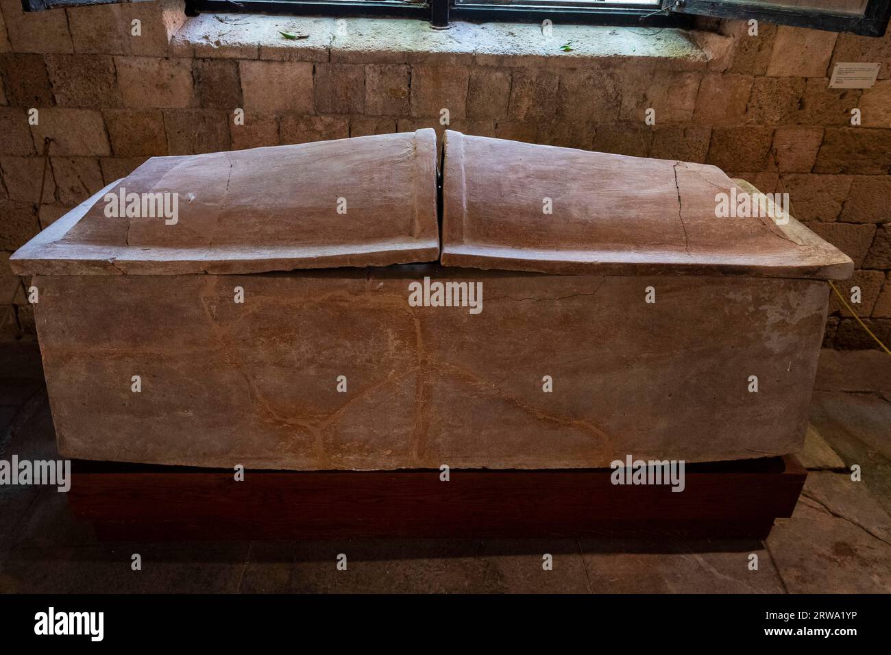 Ancient terracotta coffin, 3rd century, Archaeological Museum in the ...