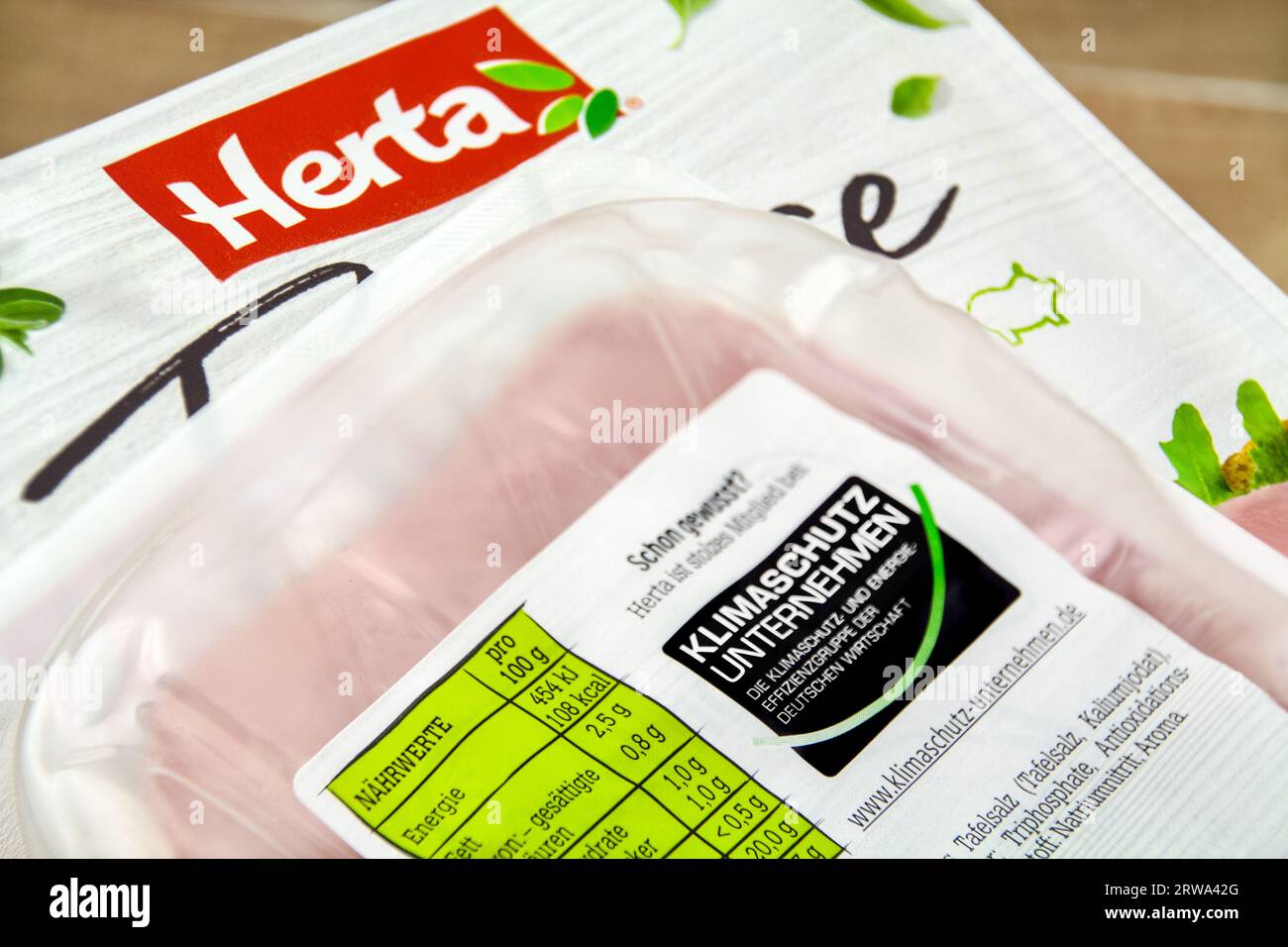 Deutsches unternehmen hi-res stock photography and images - Alamy