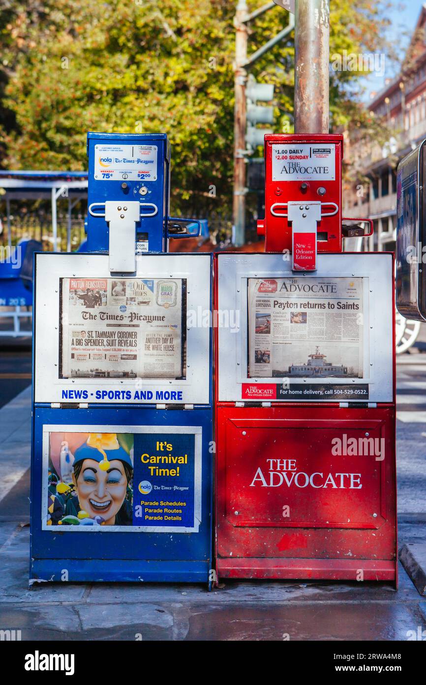Newspaper vending machines hi-res stock photography and images - Alamy