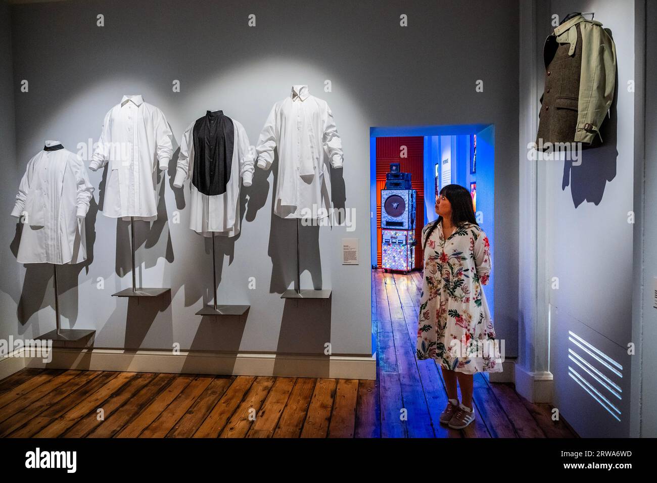 London, UK. 18th Sep, 2023. Wayne Pinnock, Another Shirt, 2023 and ...