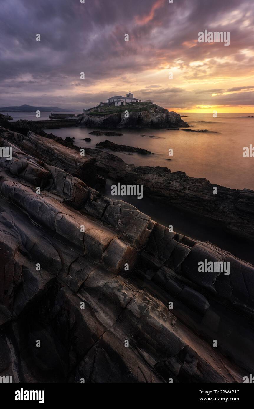 El acantilado mas famoso de Asturias Stock Photo - Alamy