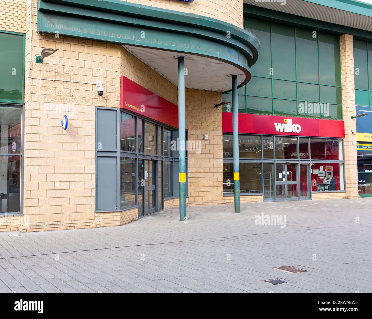 Empty wilko store hi-res stock photography and images - Alamy