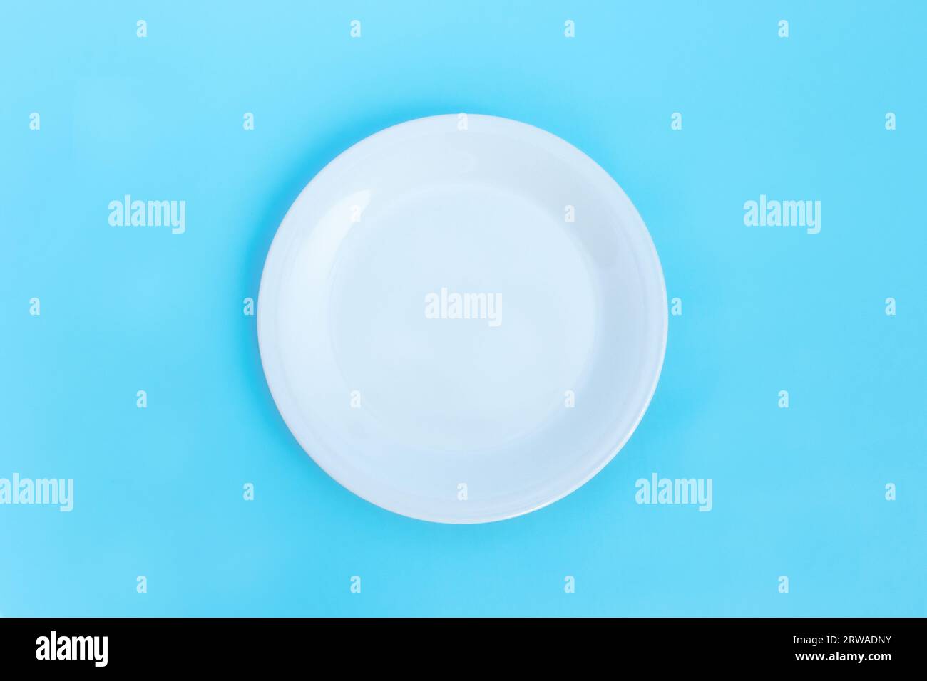 Empty dinner plate after meal hi-res stock photography and images - Alamy
