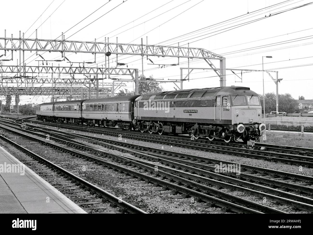 A Class 47 diesel locomotive number 47833 working an Intercity service ...