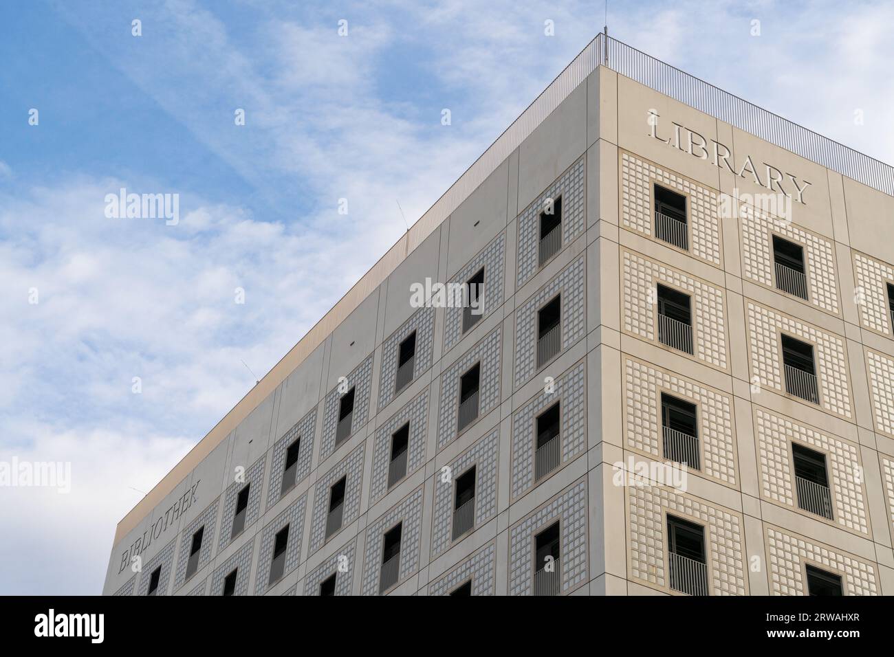 The Stuttgart City Library at the Mailänder Platz, Germany Stock Photo ...