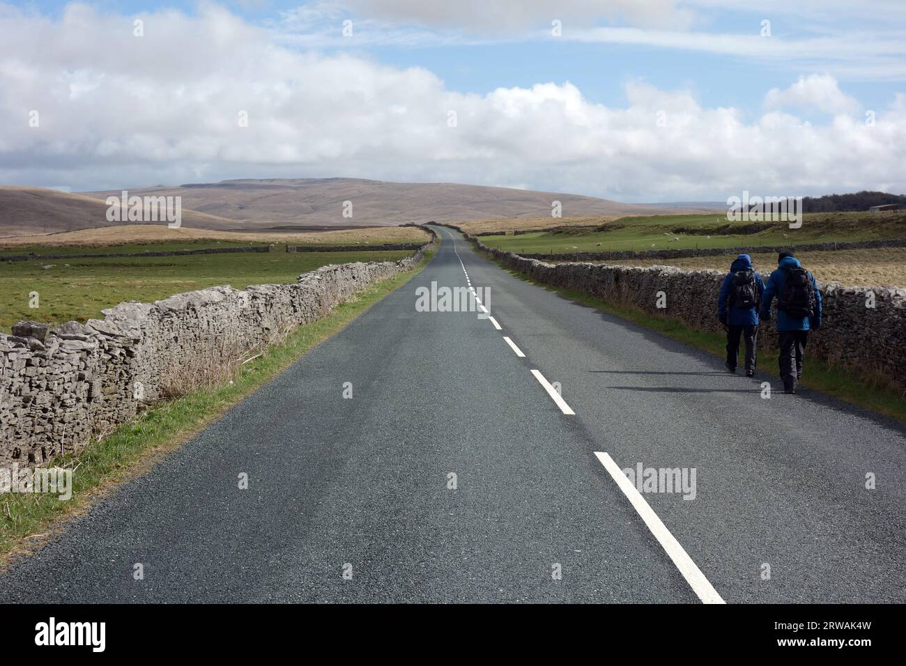 Ingleton fells chapel hi-res stock photography and images - Alamy