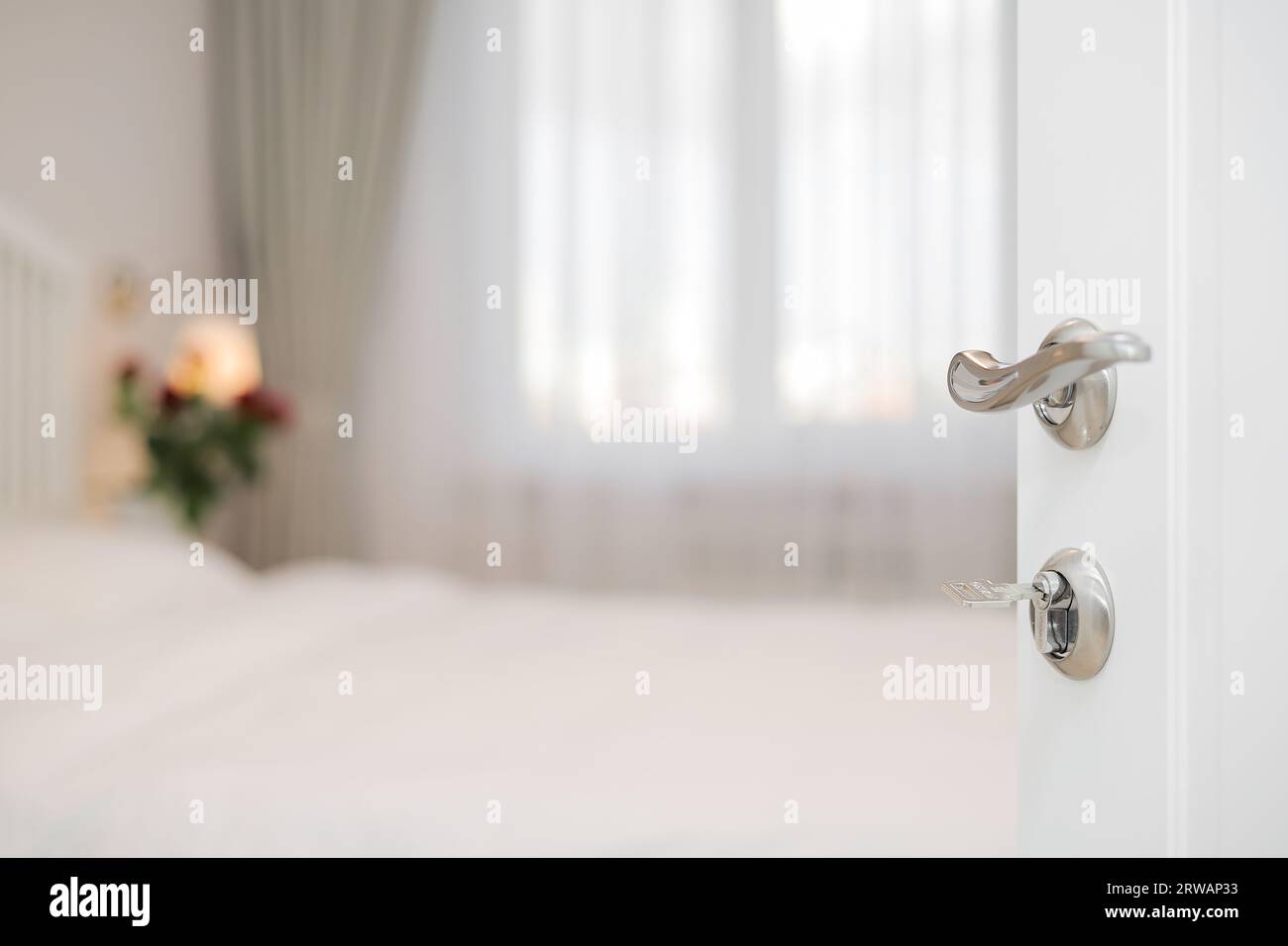 Bedroom door open hi-res stock photography and images - Alamy