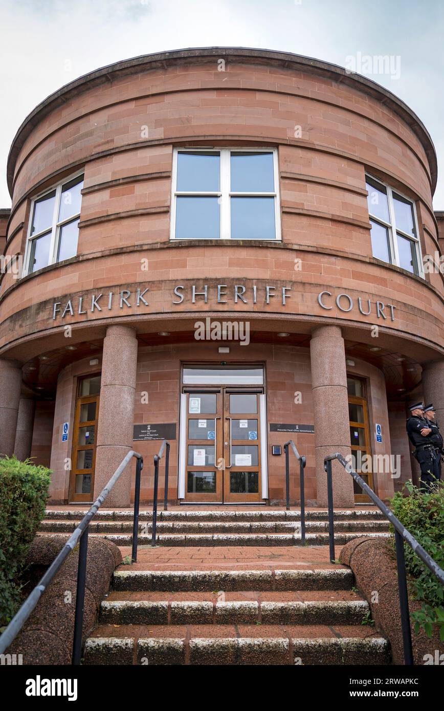 Falkirk sheriff court hi-res stock photography and images - Alamy