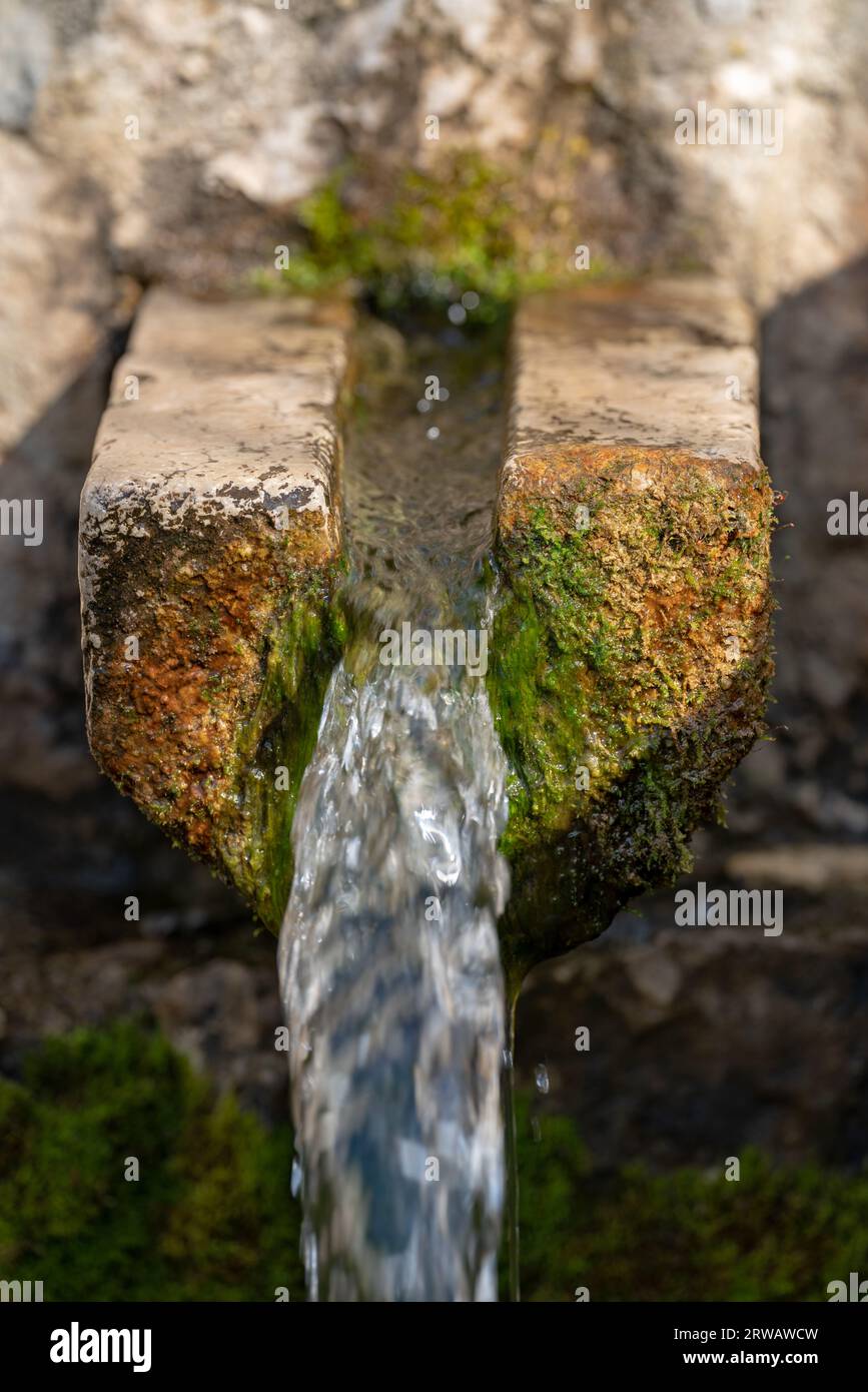 Karst hydrology hi-res stock photography and images - Alamy
