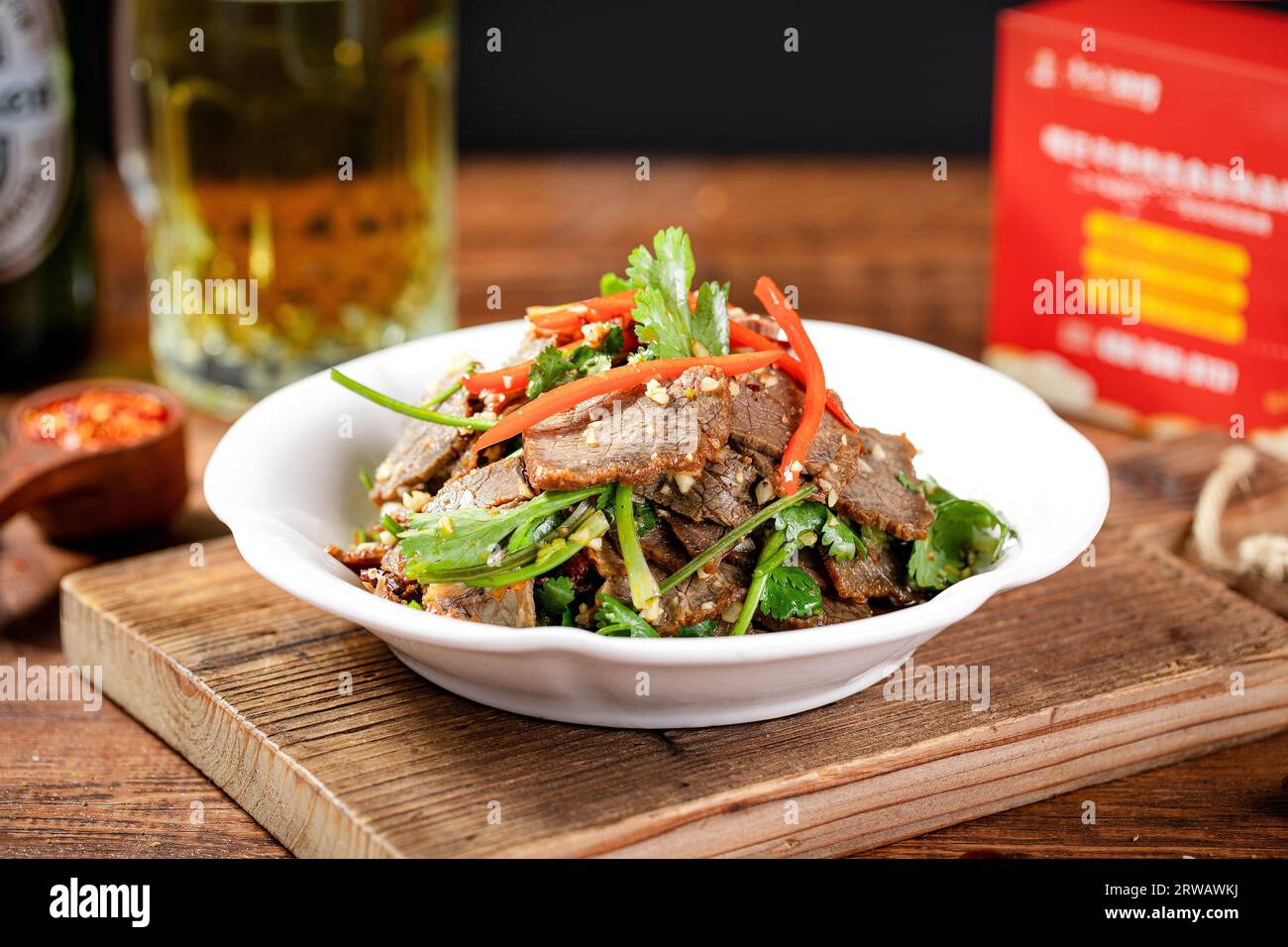 Sliced Beef Mixed with Coriander Stock Photo - Alamy