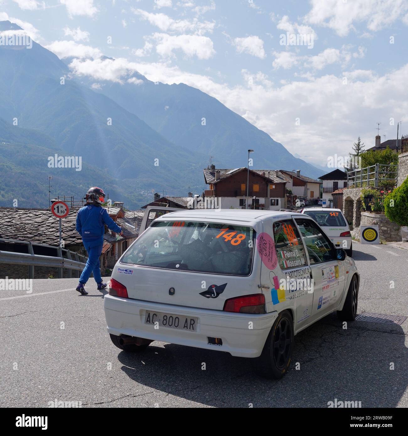Rally car drivers hi-res stock photography and images - Alamy