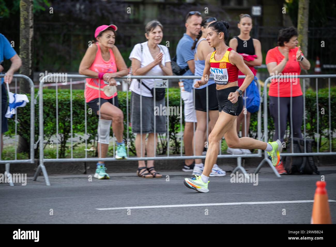 Adrijana POP ARSOVA participating in the marathon at the World ...