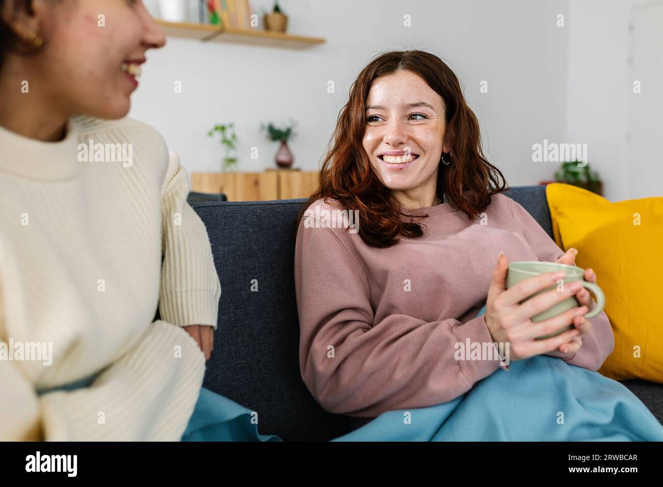 Roommates living room hi-res stock photography and images - Alamy