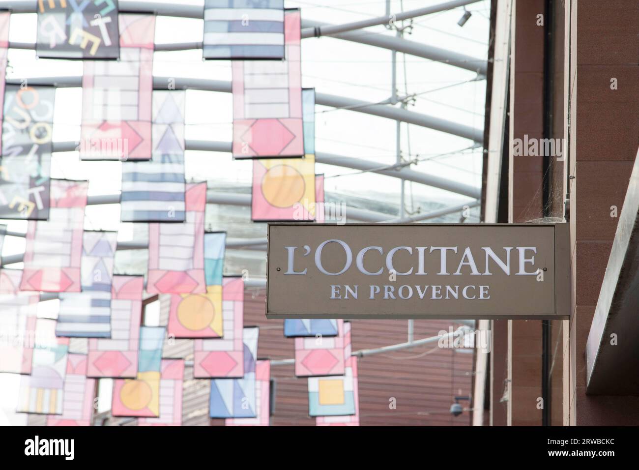 Mink coloured sign hi-res stock photography and images - Alamy