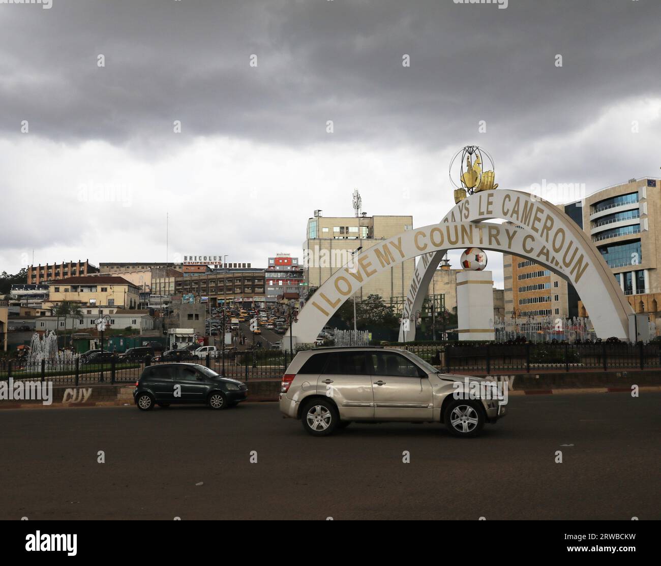 Photo of the capital of cameroon hi-res stock photography and images ...