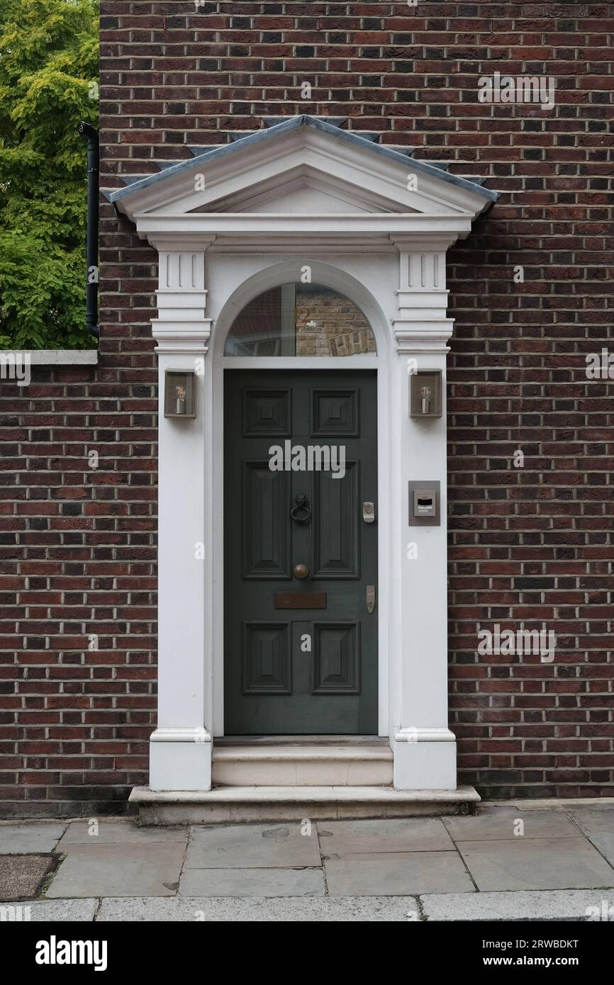 Neoclassical triangular pediment hi-res stock photography and images ...