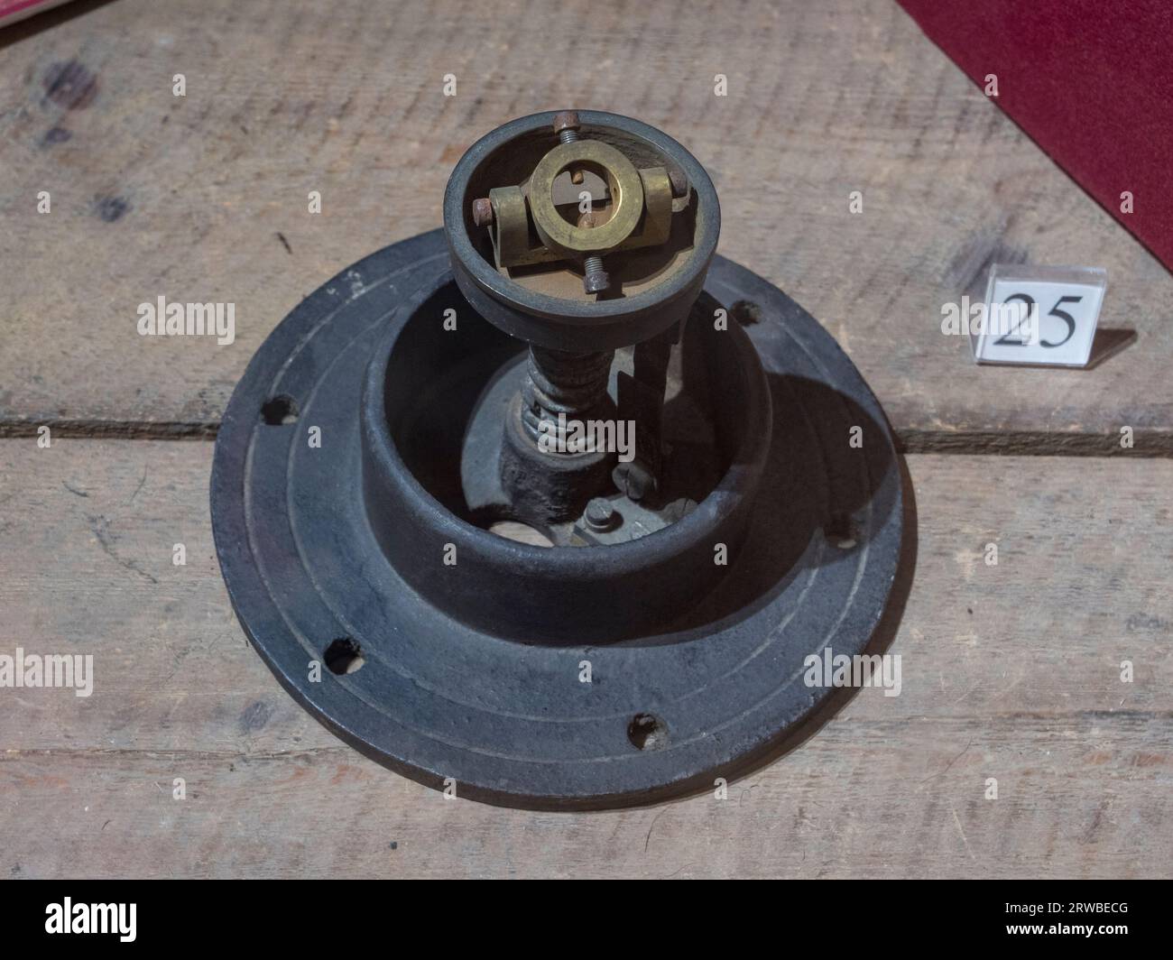 Russian landmine pressure plate on display in the Royal Engineers ...