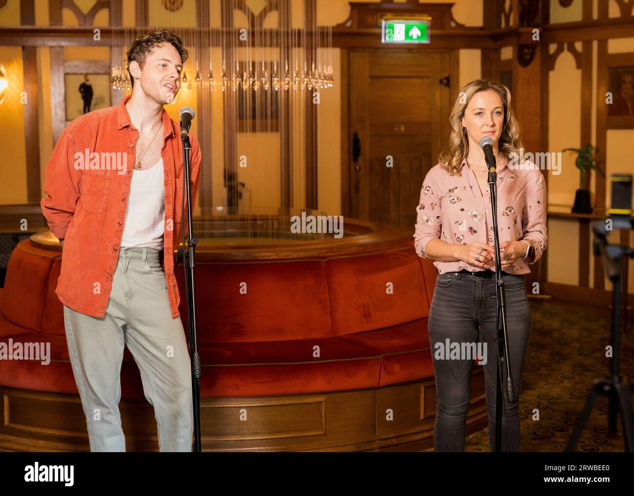 Rhiannon Chesterman and Daniel Cahill recording West End New Friends at ...