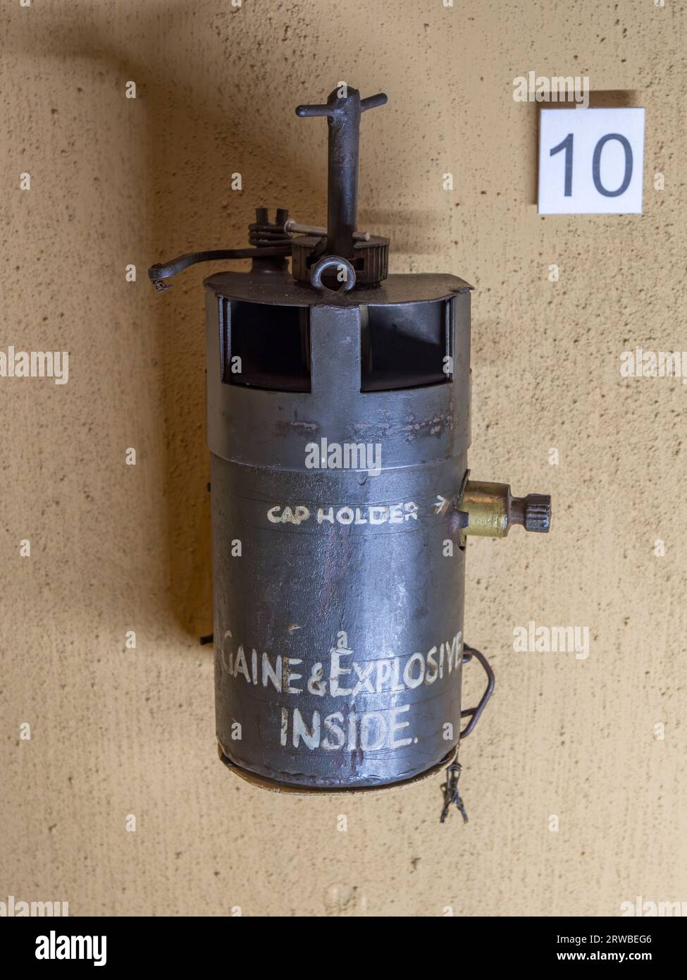 Italian anti-personnel mine on display in the Royal Engineers Museum in ...