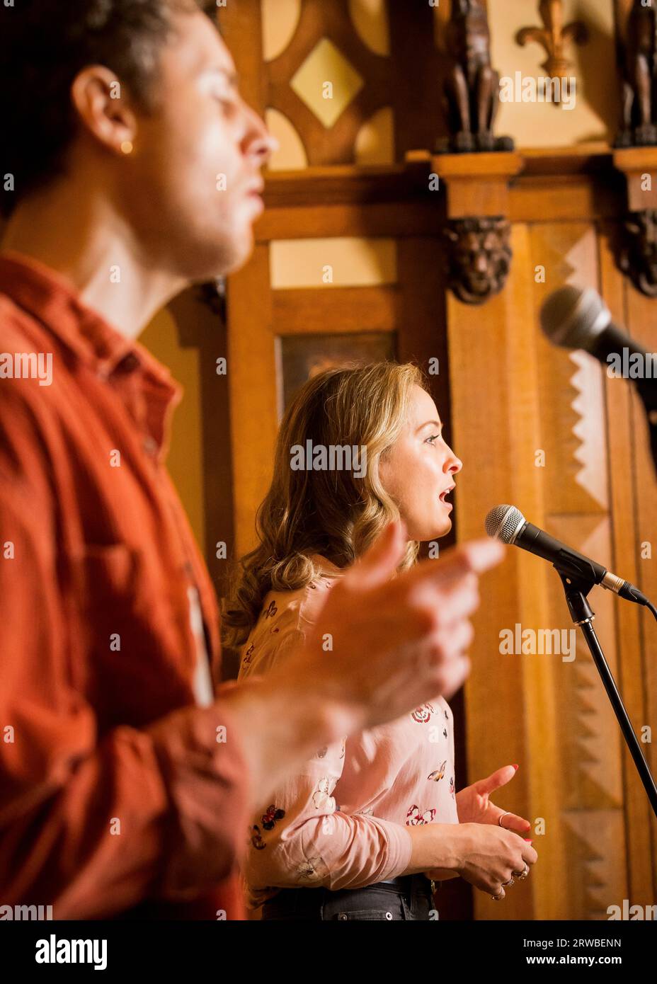Rhiannon Chesterman and Daniel Cahill recording West End New Friends at ...