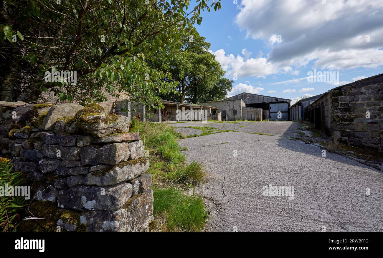 Concrete farmyard hi-res stock photography and images - Alamy