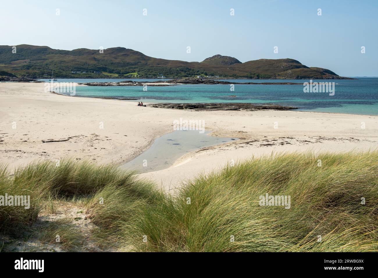 The white sandy beaches and turquoise waters of Sanna Bay, Ardnamurchan ...