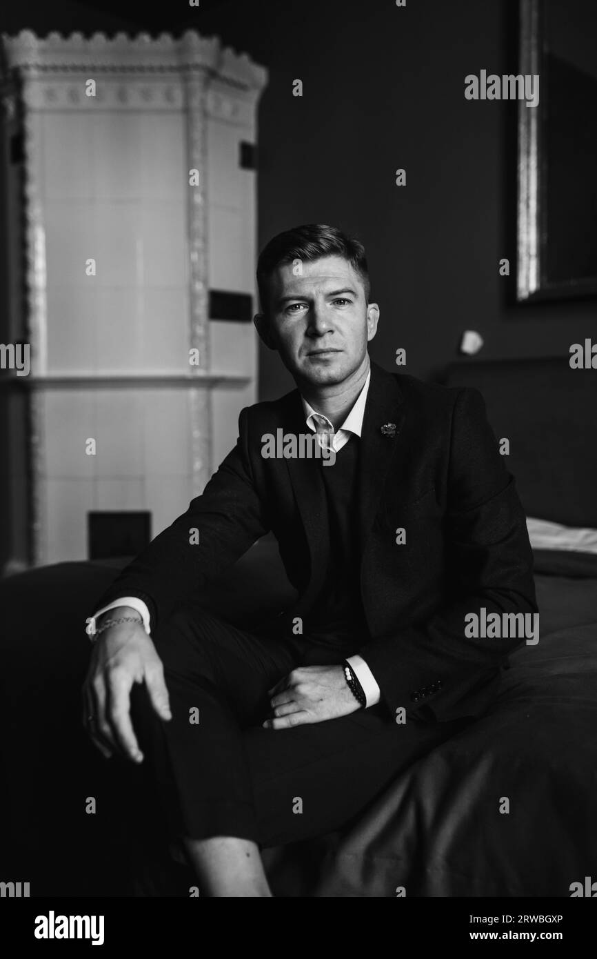 Male portrait bw photo hi-res stock photography and images - Alamy