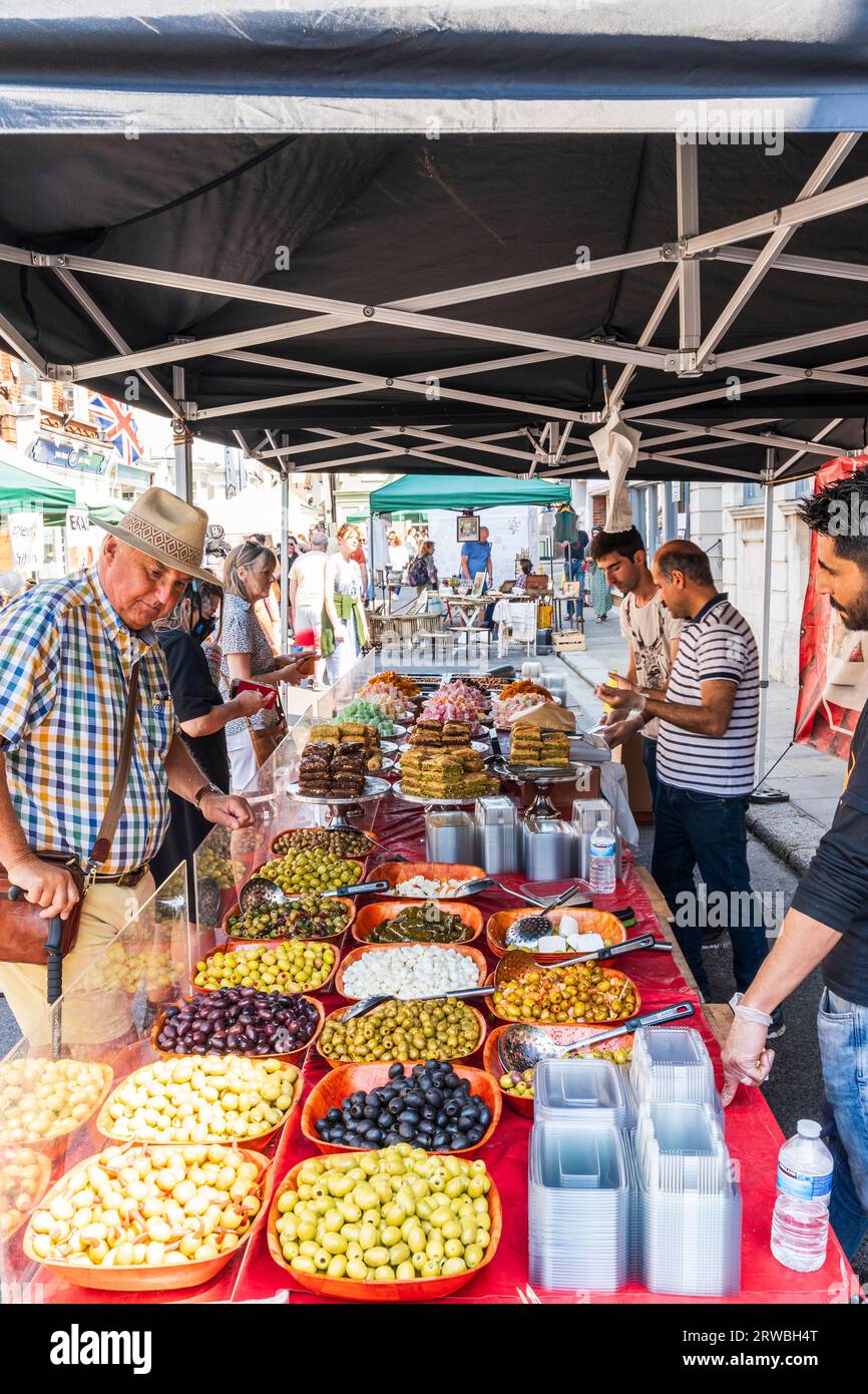 Stall foodstall hi-res stock photography and images - Alamy