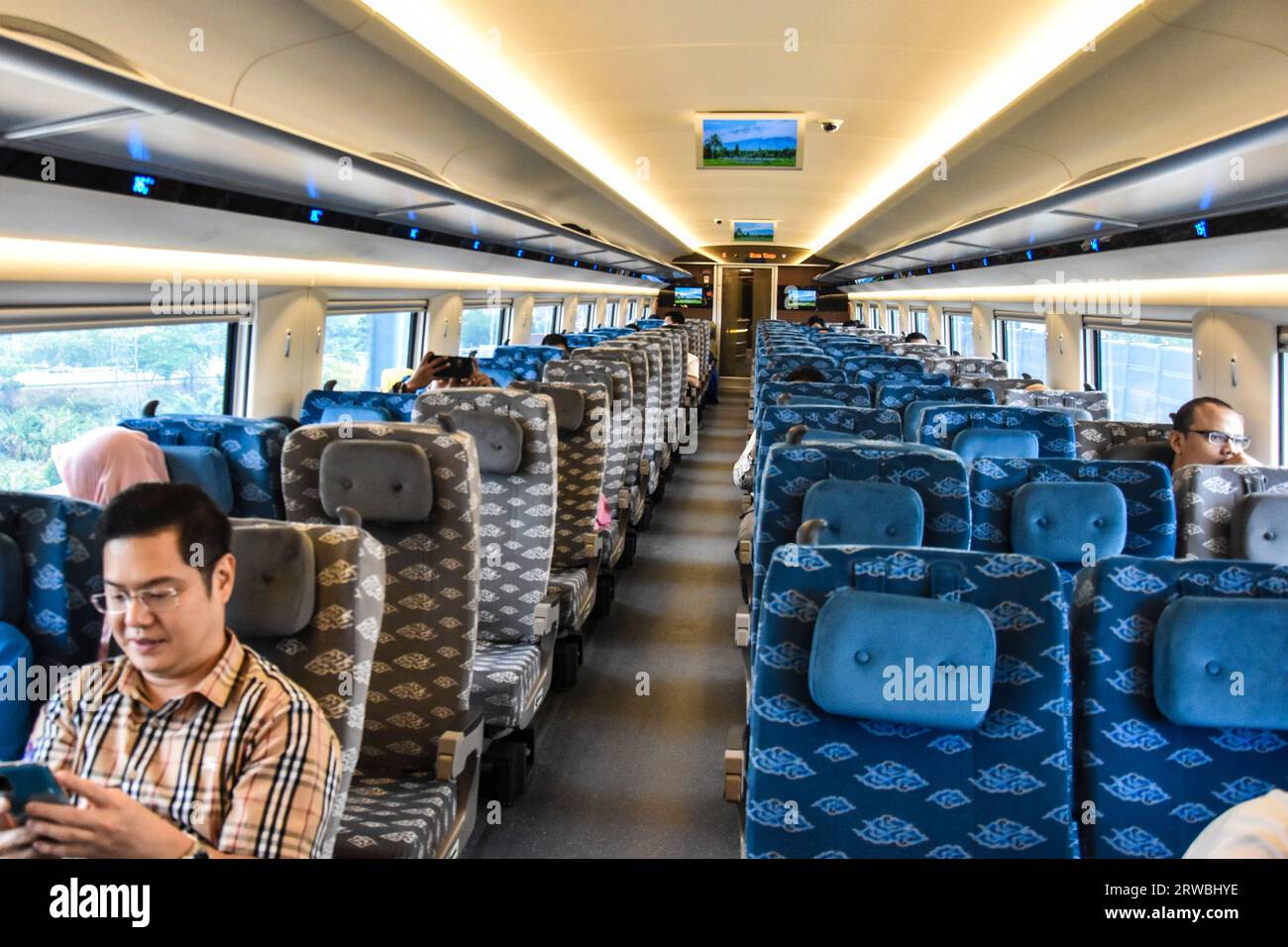 Jakarta, Indonesia. 18th Sep, 2023. Indonesian passengers ride on the Jakarta-Bandung High-Speed ...