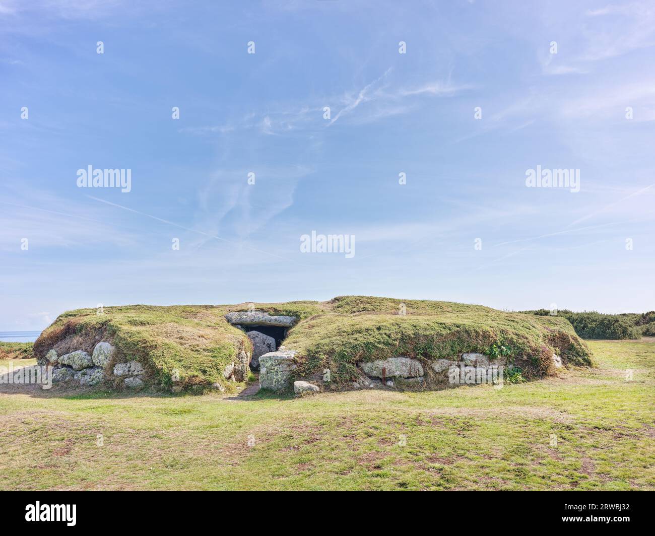 Porth Hellick burial chamber tomb on St Mary's island, Isles of Scilly ...