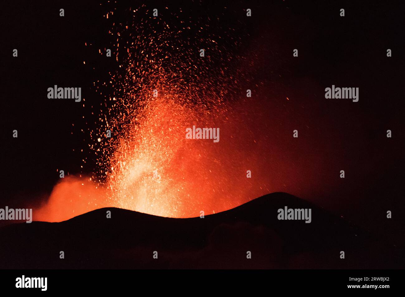 La Palma volcano 2021 Stock Photo - Alamy