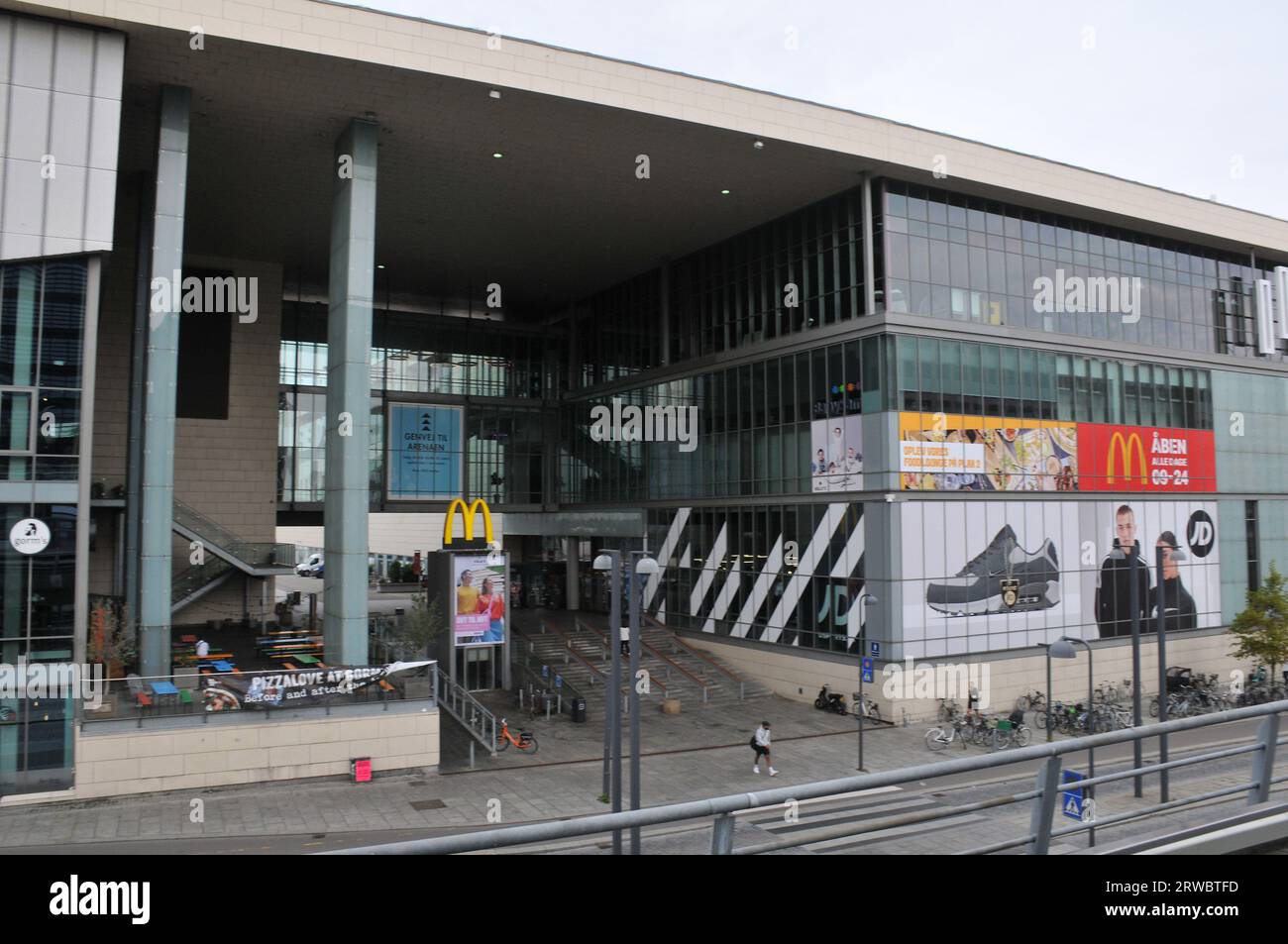 Copenhagen fields mall hi-res stock photography and images - Alamy