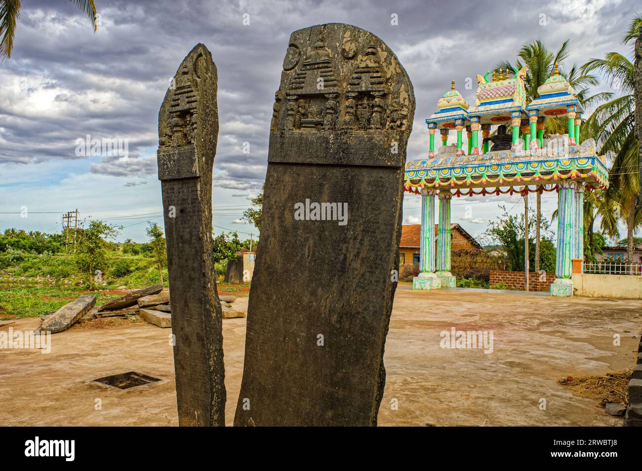 06 06 20 15 Black Stone inscription, Basaveshwara temple, Belur, Haveri ...