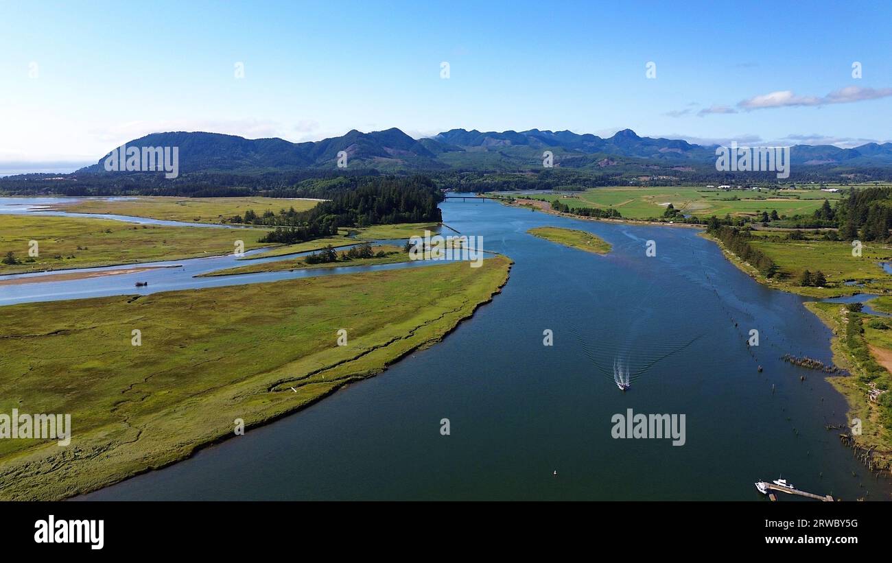 Oregon estuaries hi-res stock photography and images - Alamy