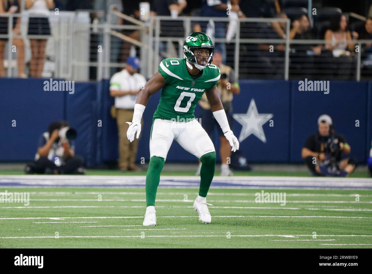 New York Jets safety Adrian Amos (0) defends during an NFL Football ...