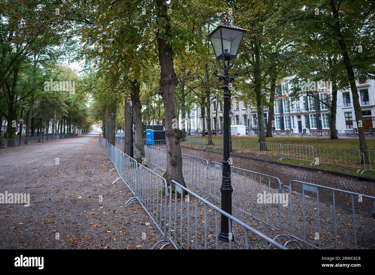 THE HAGUE - Double crowd barriers along route. ANP PHIL NIJHUIS ...