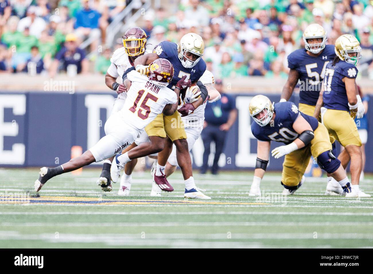 USA. 16th Sep, 2023. September 16, 2023: Notre Dame running back Audric Estimé (7) runs with the ...
